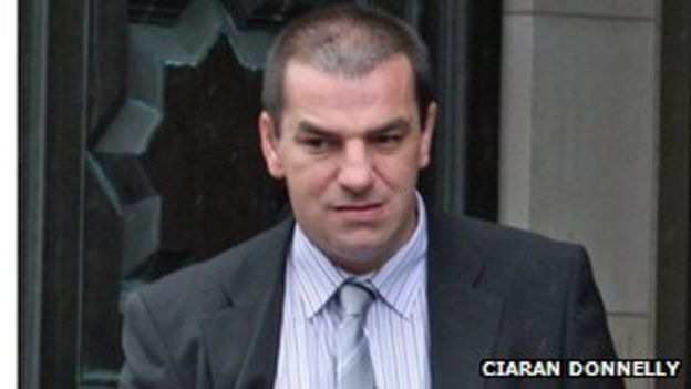 Child sex attacker Andrew Mouat jailed for 10 years - BBC News