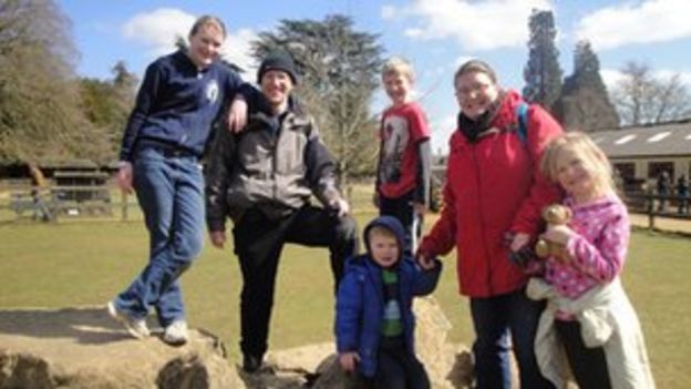 30 tips for first-time parents - BBC News