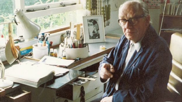 Photo gallery: Fifty years of Fred Basset - BBC News