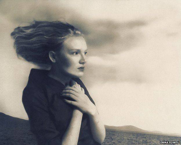 Royal Photographic Society exhibition winners - BBC News