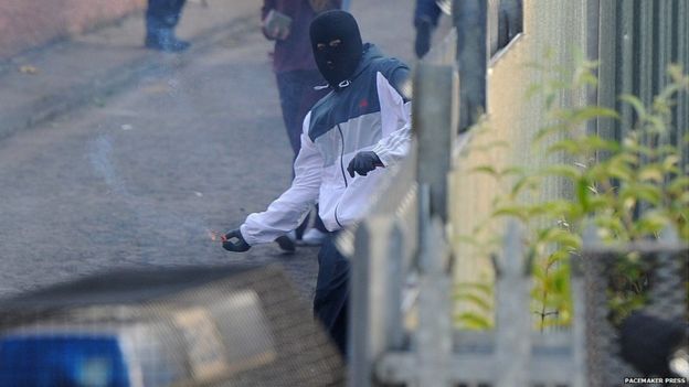 In pictures: Rioting in north Belfast follows 12 July parades - BBC News