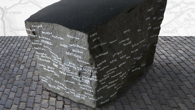 Kelsae Stane: £40,000 public artwork is unveiled in Kelso - BBC News