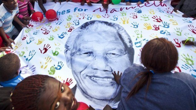 Nelson Mandela: Celebrations mark 95th birthday - BBC Newsround