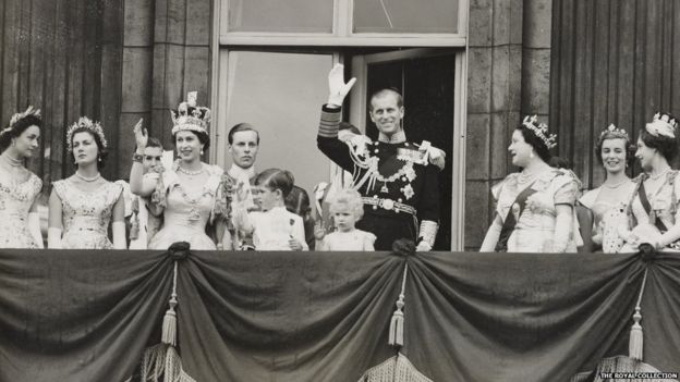 In pictures: Coronation exhibition - BBC News