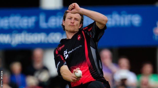 Derbyshire v Leicestershire: Record low ensures home defeat - BBC Sport