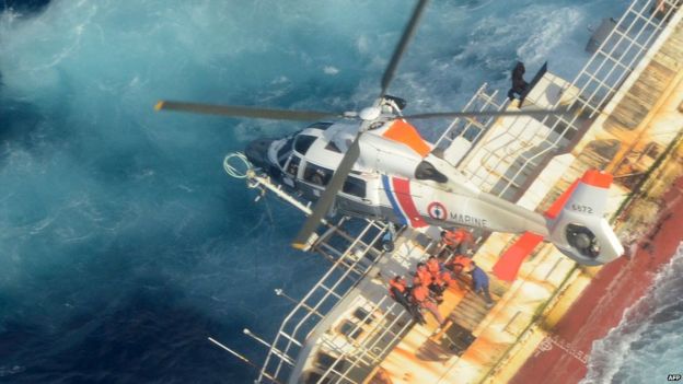 Day in pictures: 7 August 2013 - BBC News