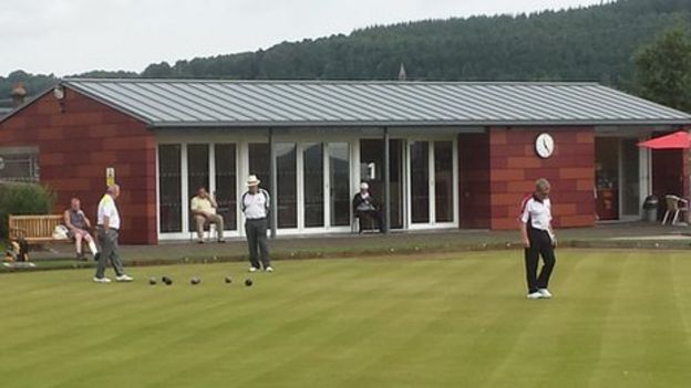 Castle Hill Bowling Club: New pavilion after arson - BBC News