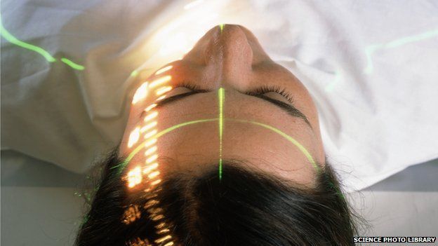 What can a brain scan tell us about free will? - BBC News