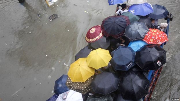 Day in pictures: 20 August 2013 - BBC News