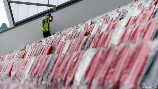 Ravenhill Stadium gets ready for new Ulster rugby season - BBC News