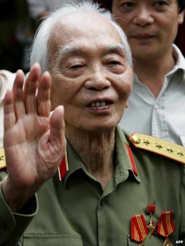 In pictures: Vo Nguyen Giap - BBC News