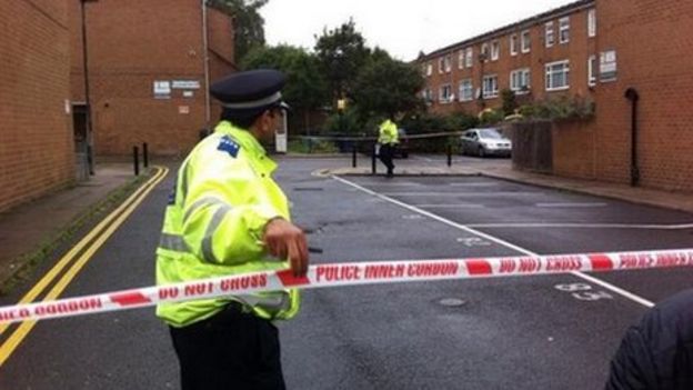 Teenager jailed for life for fatal Homerton stabbing - BBC News