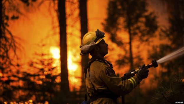 Day in pictures: 27 August 2013 - BBC News