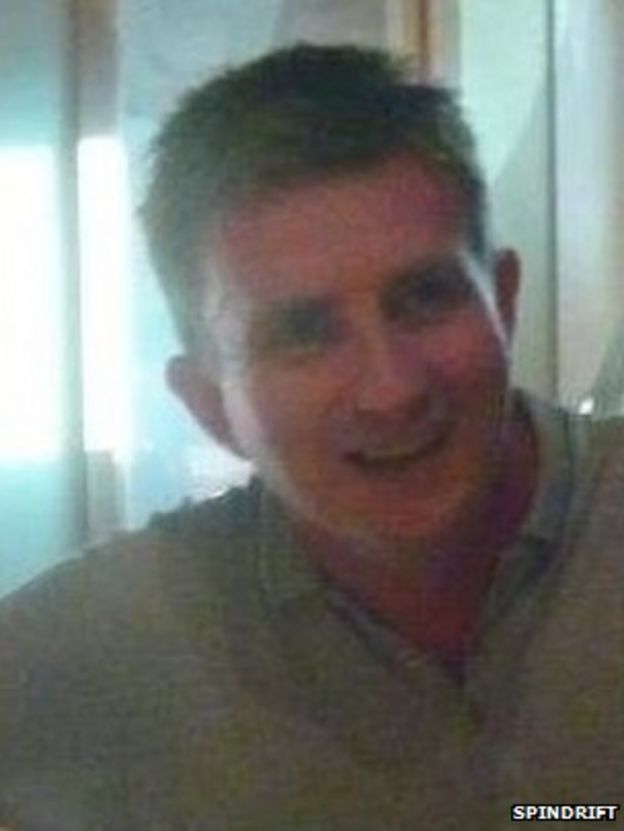 Alan Baker jailed for life for murdering John Weir - BBC News