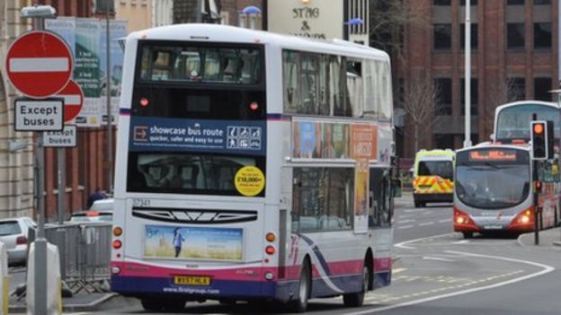 First Bus Bristol fare cuts sees passenger growth - BBC News