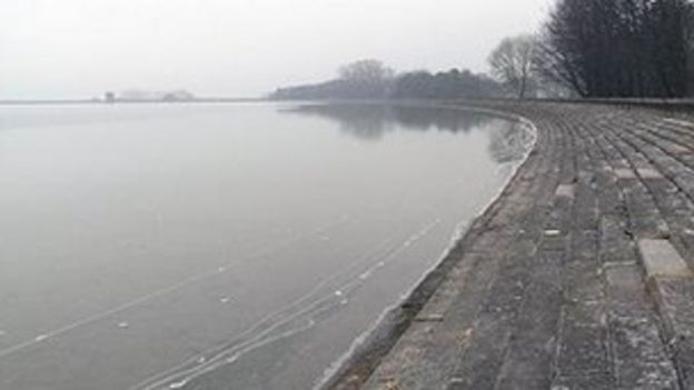 Cheddar reservoir plan amended after public consultation - BBC News