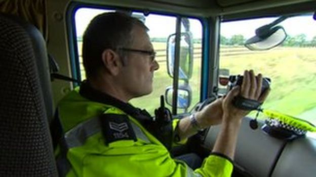 Lorry-driving police spot Teesside and County Durham offences - BBC News