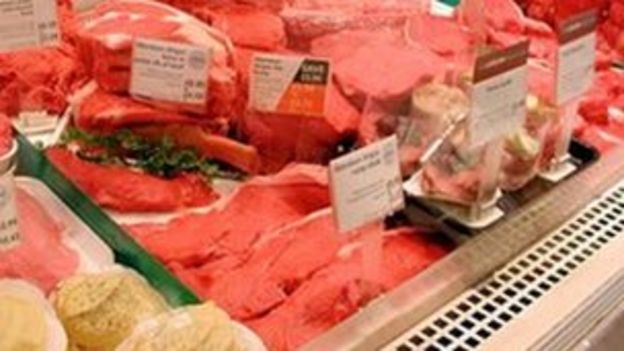 Quality Meat Scotland warns of beef price 'threat' to processors - BBC News