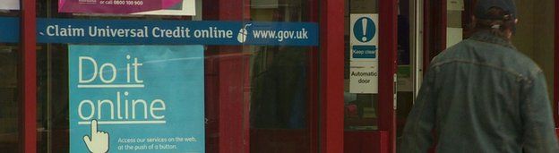 Universal credit: What went wrong? - BBC News