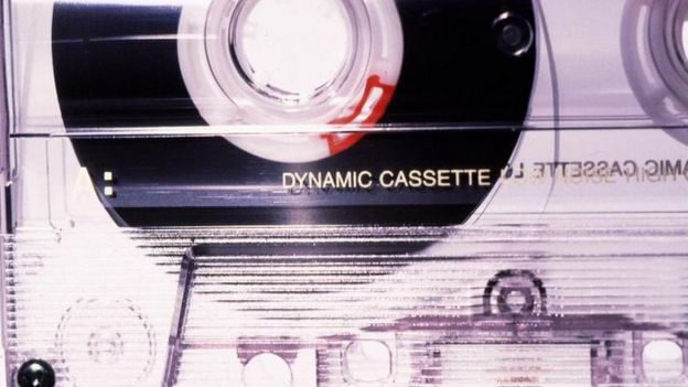 Is there a place for old tech in the 21st Century? - BBC News