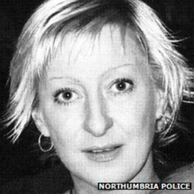 Robert Tiffin admits murdering hairdresser Lisa Banks - BBC News