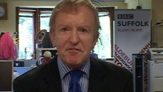 BBC contributor Simon Warr accused of sex offences - BBC News