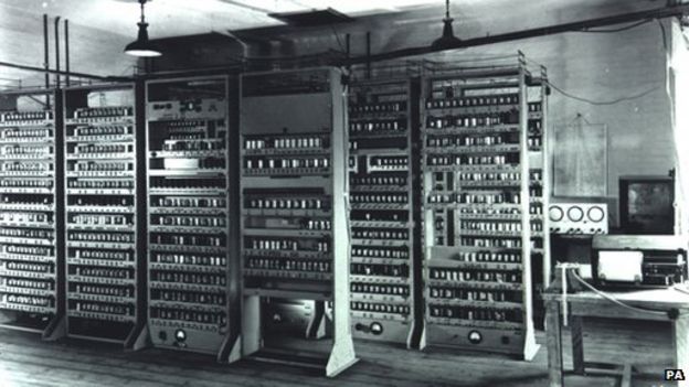 Museum celebrates women in computing - BBC News