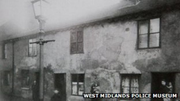 Birmingham's real Peaky Blinders - BBC News