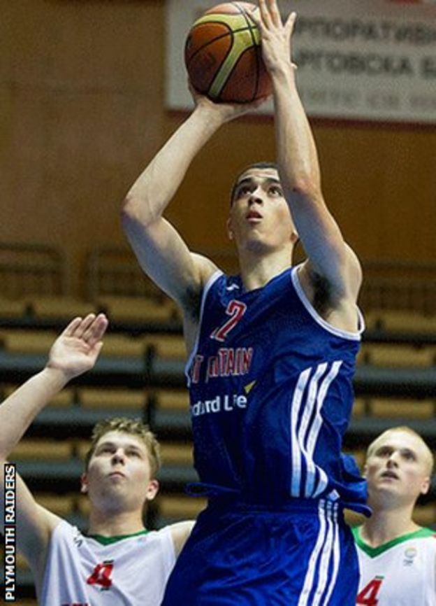 Plymouth Raiders sign Louis Sayers from Hemel Storm - BBC Sport