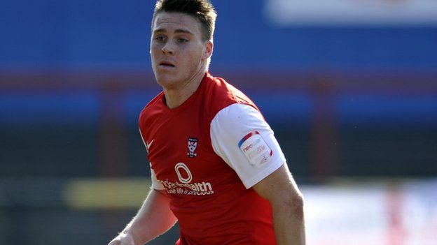 York City bring in Josh Carson and Elliott Whitehouse - BBC Sport
