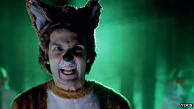Viral music video The Fox enters US chart - BBC News