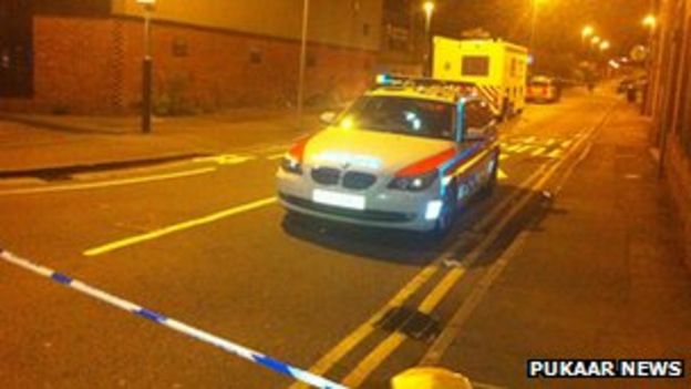 Man's death in Leicester sparks murder inquiry - BBC News