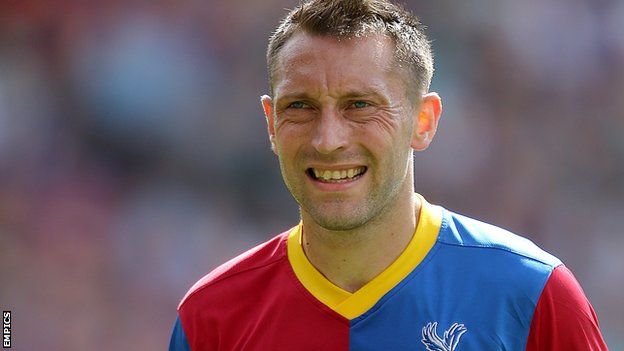 Stephen Dobbie: Blackpool return for Crystal Palace forward - BBC Sport