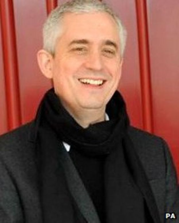 'A surprise and a risk': Reaction to Booker Prize upheaval - BBC News