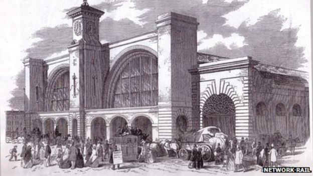 King's Cross Square opens to the public - BBC News