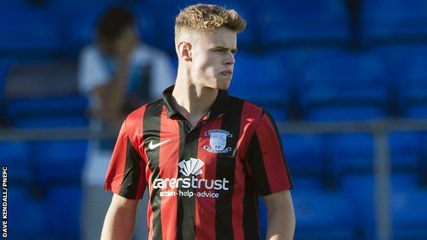 Preston North End: Alex Nicholson joins on short-term deal - BBC Sport
