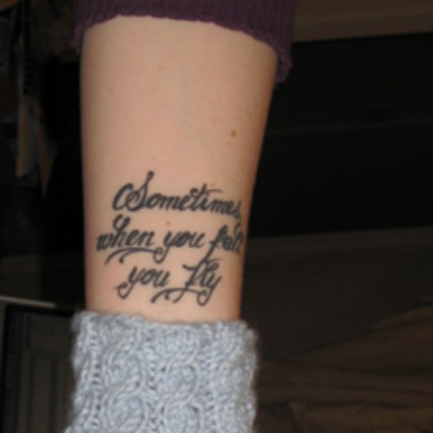 The rise of the text tattoo - BBC News