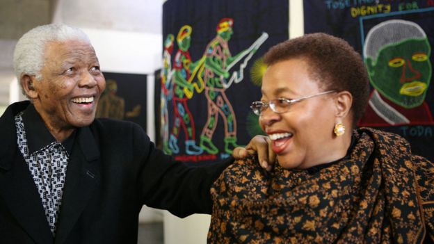 In pictures: Mandela-inspired art - BBC News