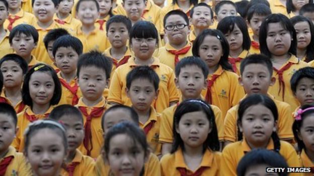 China: Weird schools rules under fire - BBC News