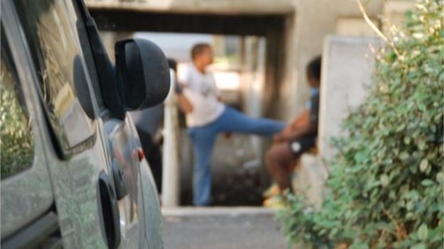 Marseille battles image as France's murder capital - BBC News