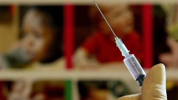 Measles outbreak at Disney raises vaccination questions - BBC News