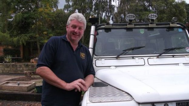 Owners lament loss of Land Rover Defender - BBC News