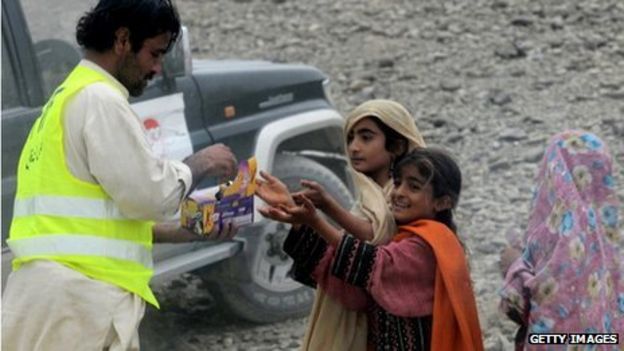 Making Time: Does it matter why we help others? - BBC News