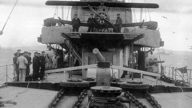 HMS Caroline 'can be key WWI commemoration project' - BBC News