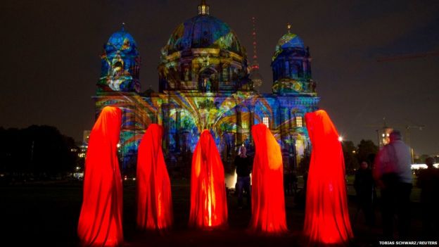 Week in pictures: 5-11 October 2013 - BBC News