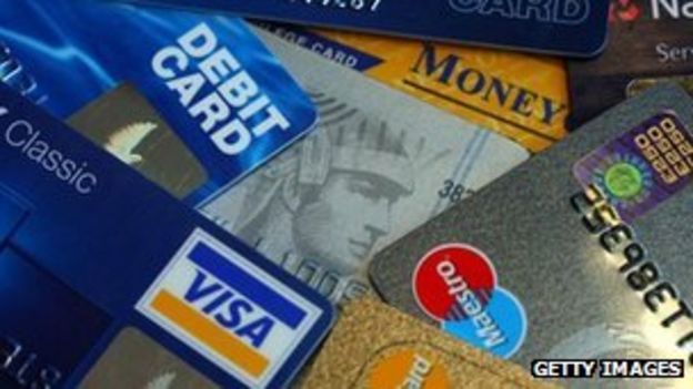 Fake police bank card fraudsters target Sussex residents - BBC News