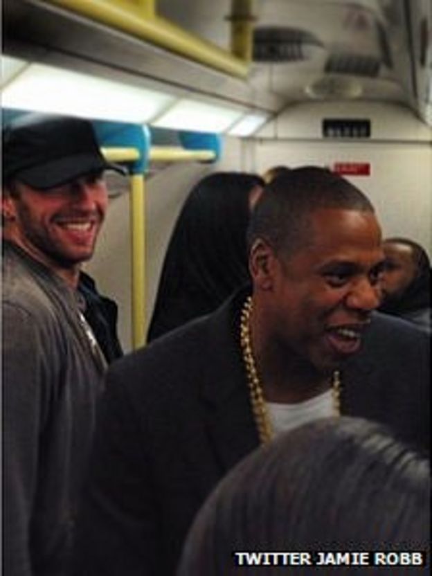 Jay Z travels to London concert on the Tube - BBC News