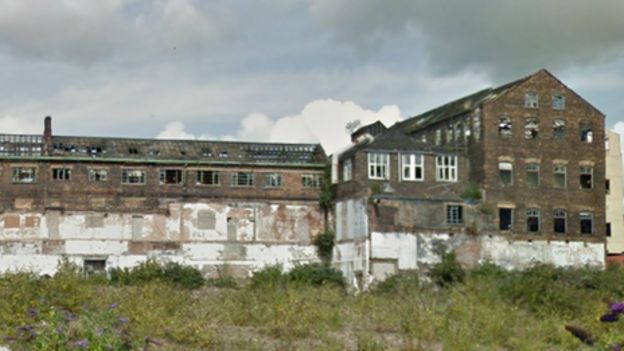 Former Royal Doulton factory to be cleared after fires - BBC News