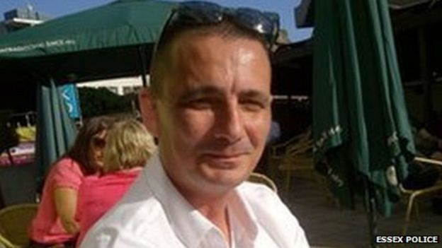 PC Ian Dibell awarded George Medal for gallantry - BBC News