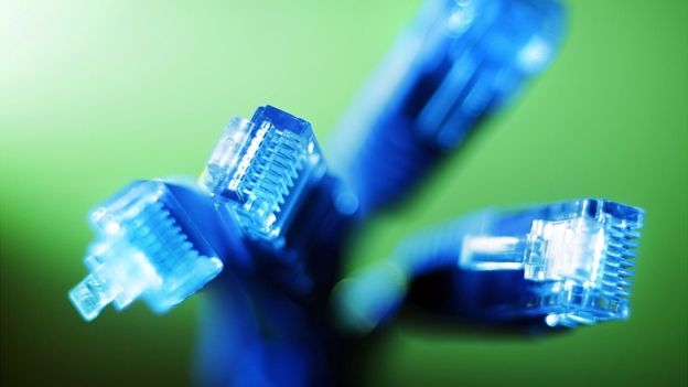 Jersey telecom company makes 'promises' on service - BBC News